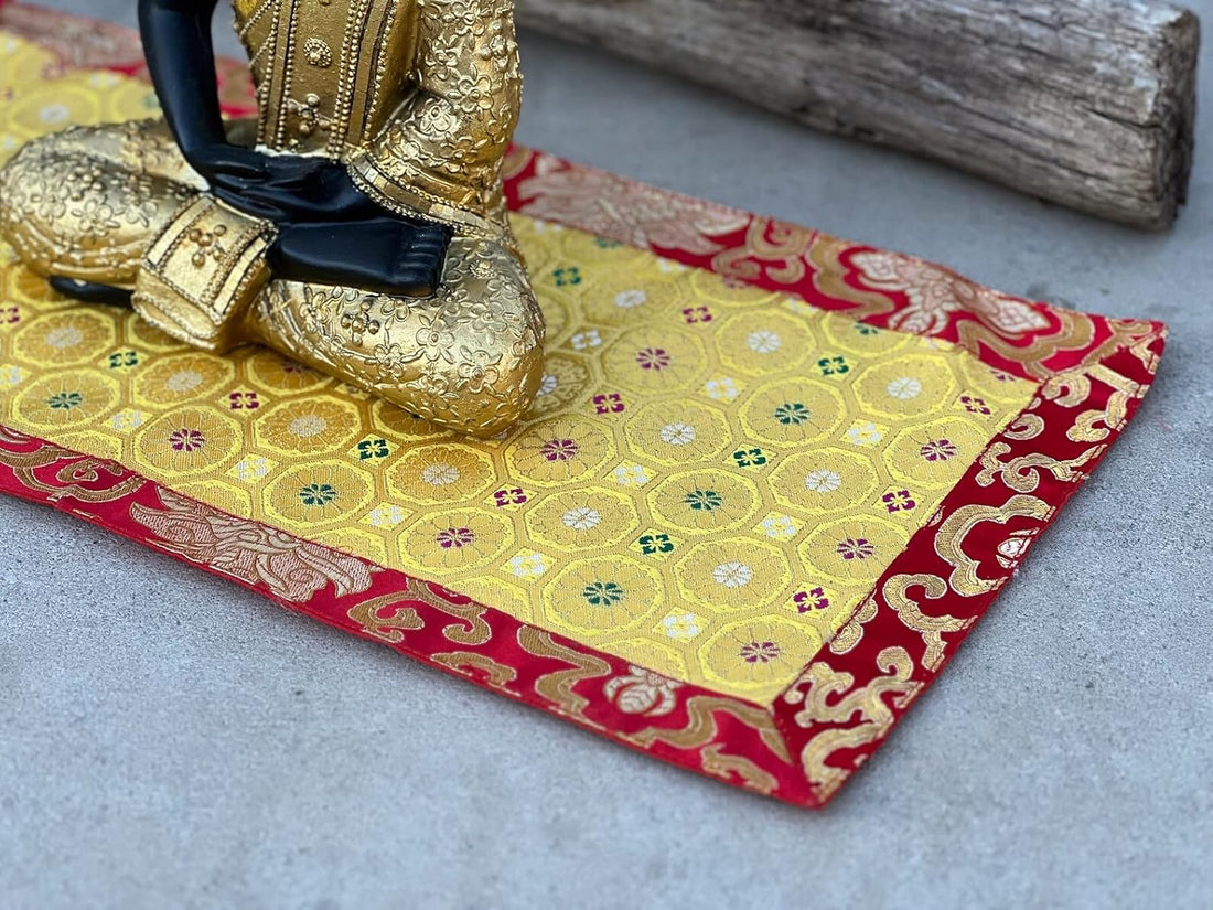 Tibetan Buddhist Silk Brocade Table Runner/Shrine Cover/Altar Cloth/Ta ...